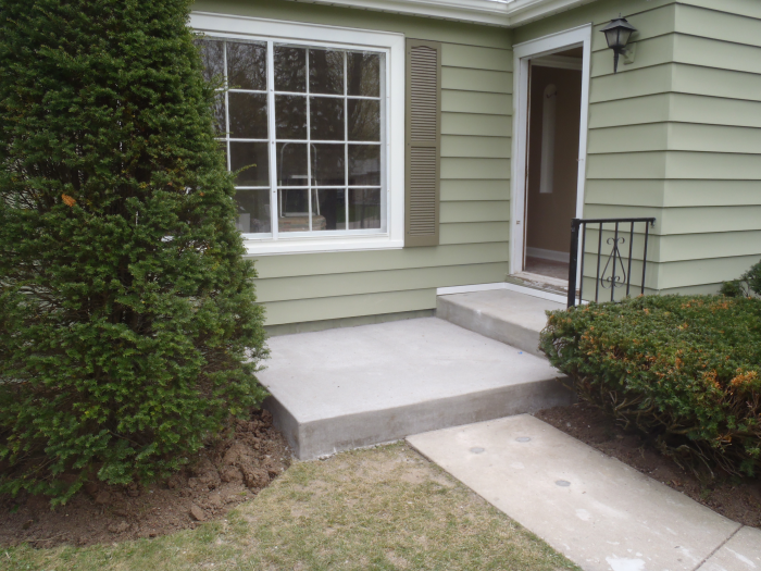 Concrete Stoop Installation Brookfield 1 | MudTech Midwest Concrete ...