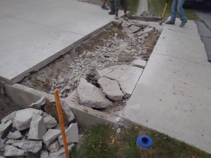 Driveway End Ramp Repairs New Berlin 1 | MudTech Midwest Concrete ...